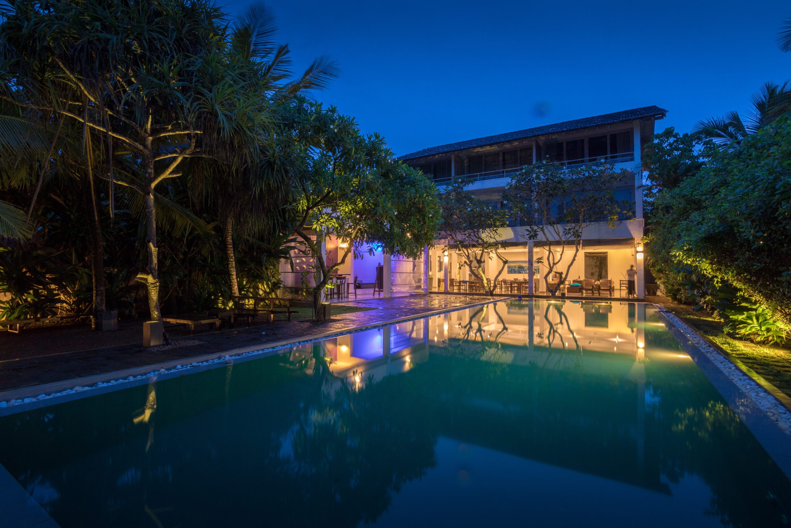 Roman Beach Hotel | Hikkaduwa Surf Resort | Perfect Wave Travel