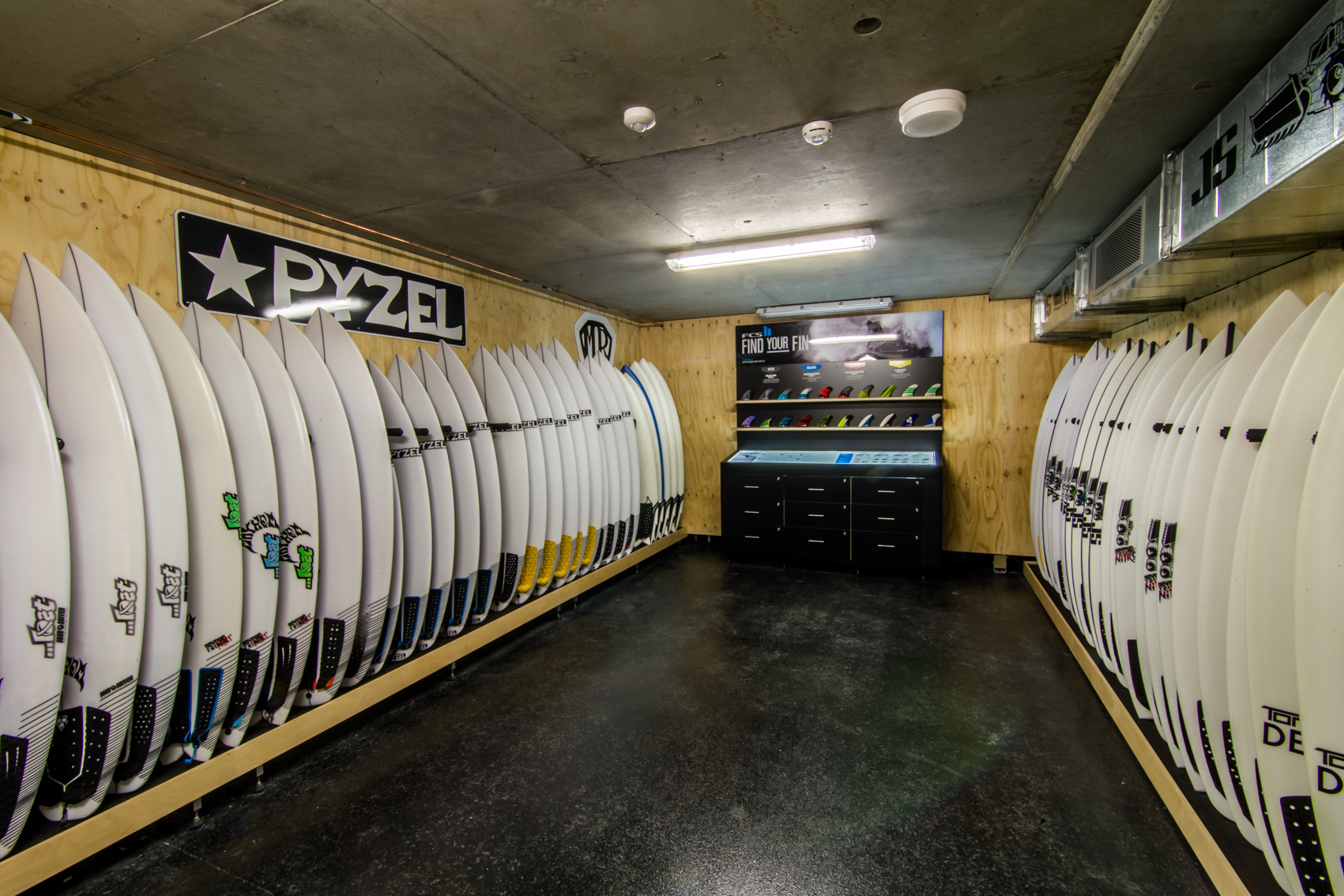 Surfing Australia High Performance Centre | Perfect Wave Travel