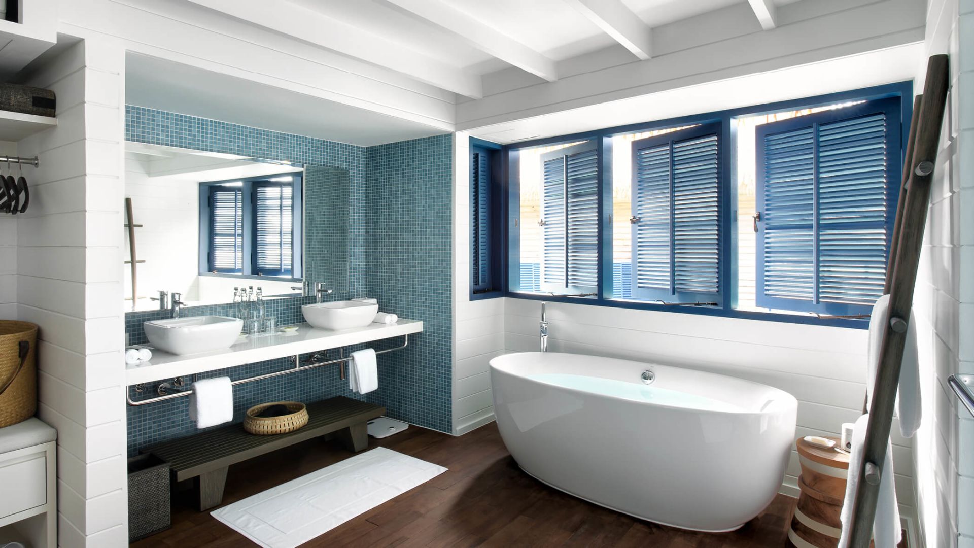 COMO Cocoa Island | Maldives Surf Resort | Perfect Wave Travel